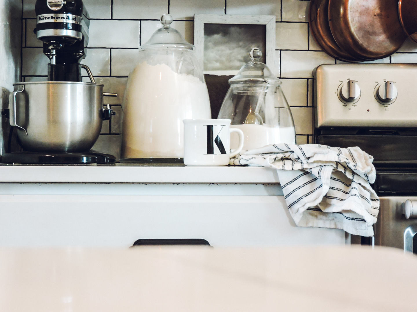 Decorating Kitchen Countertops with Everyday Items - Berry Berry Quite ...