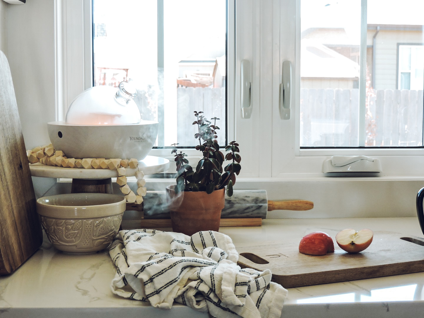 Decorating Kitchen Countertops with Everyday Items - Berry Berry Quite ...