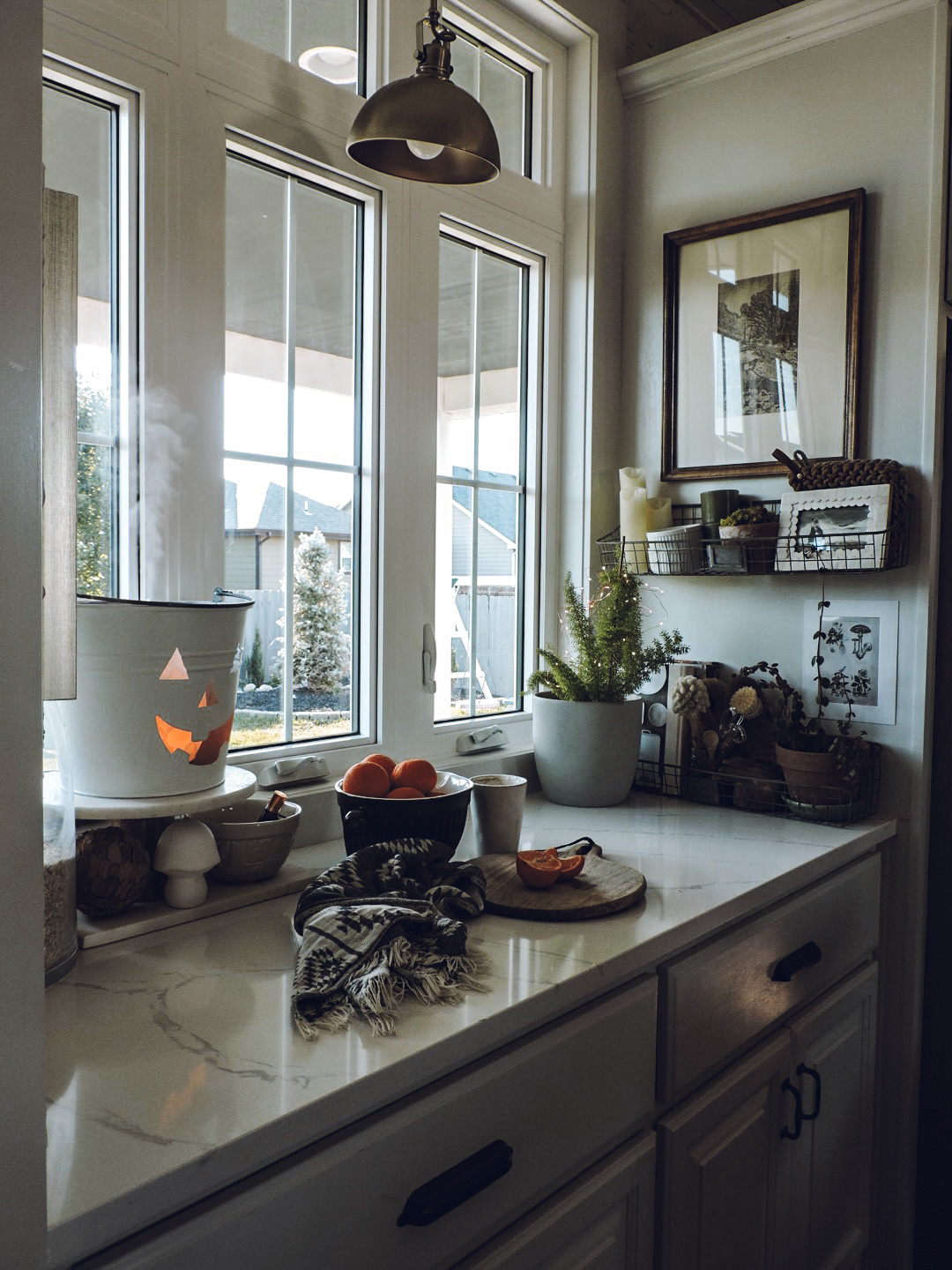 Wire Floating Shelf in Kitchen & Simple Fall Touches - Berry Berry ...